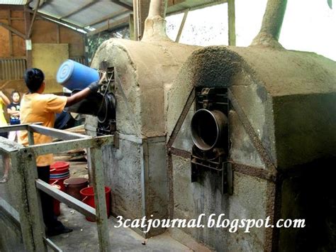 三只猫美味关系 Three Cats 劳勿胜隆新巴力花生厂 Sinn Long Sempalit Groundnut Factory Raung