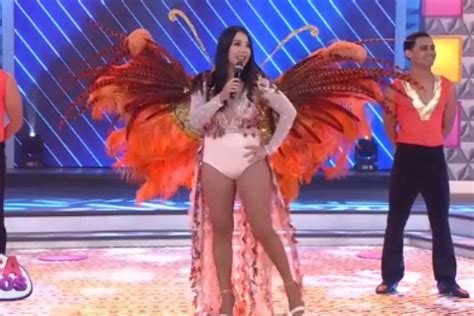 Tula Rodríguez Tient Sa Promesse Elle Shabille Et Danse Avec Des