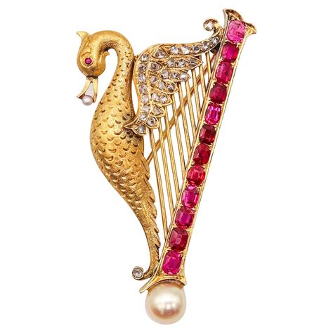 French 1890 Art Nouveau Swan Arp Brooch 18Kt Gold With 5 05 Ctw Rubies