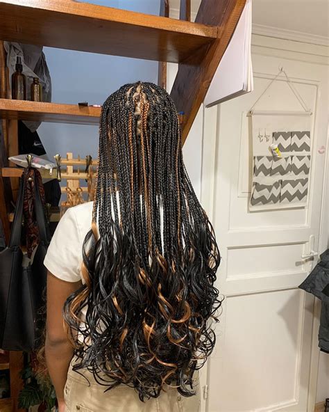 A Moment For The Braids 😍😍 Our French Curl Extensions In Black 1b And