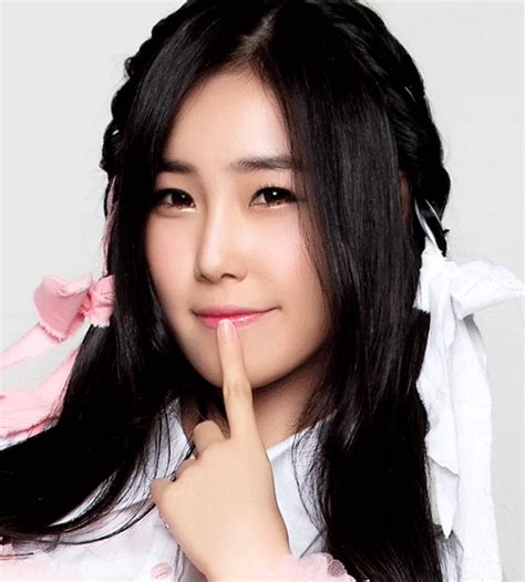 In Kyung Bp Pop Profile Age And Facts 2026 Updated Kpopping