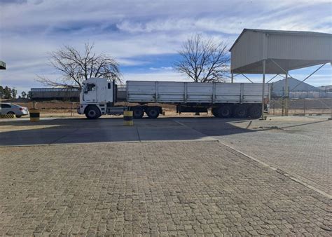 Soya Thieves Nabbed By Farmers And Police