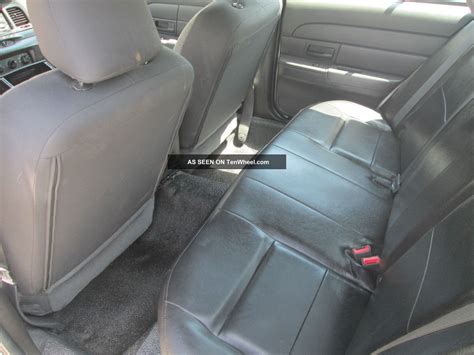 2004 Ford Crown Victoria Police Interceptor P71