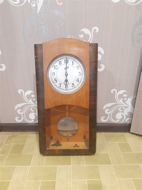 Настенные часы СССР с маятником 700 грн Колекціонування Кривий Ріг на Olx