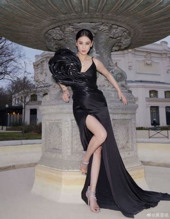 SHENGYI HUANG Feet AZNudeFeet SHENGYI HUANG Feet AZNudeFeet