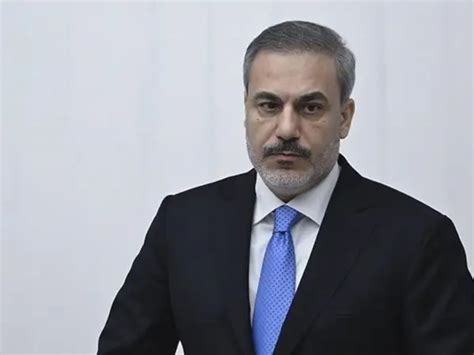 د ترکیې د بهرنیو چارو وزیرافغان کډوالو ته د وېزې او استوګنې د اجازې