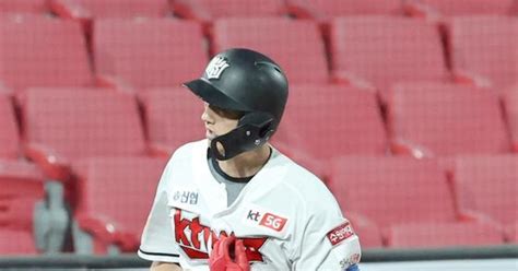 포토 김병희추격의 솔로포