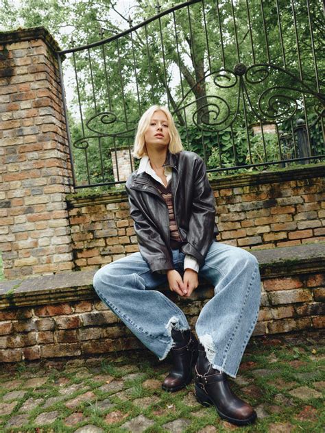 Куртка Женский Sela темно коричневый Искусственная кожа размер 42 Демисезон свободный Китай