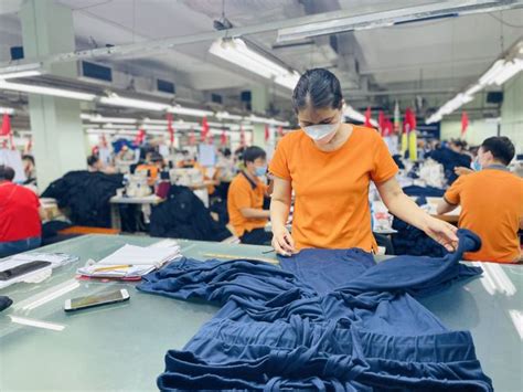 Quy định pháp luật còn đánh đố doanh nghiệp