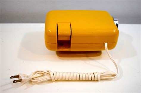 Mellow Yellow Vintage 1970s Sankyo Model 102 Roller Alarm Clock Works Retro Radio Farm