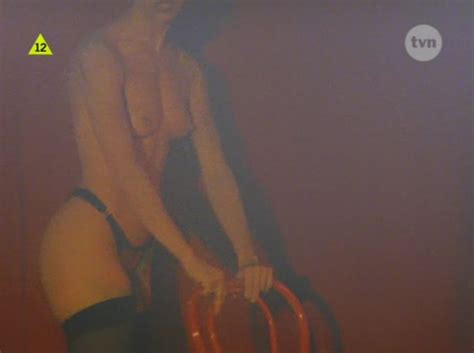 Naked Unknown in Alarm für Cobra Autobahnpolizei