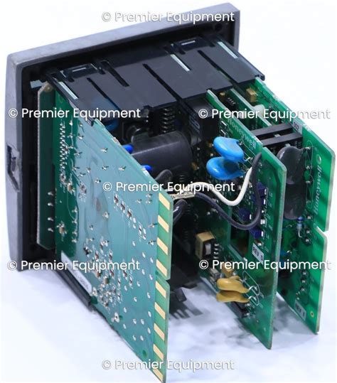 Honeywell Udc2500 Dc2500 C0 1a00 210 00000 00 0 Temperature