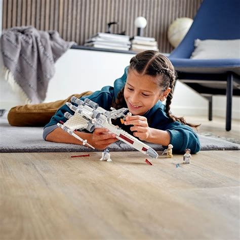 Lego Star Wars 75301 Luke Skywalker S X Wing Fighter Allaz