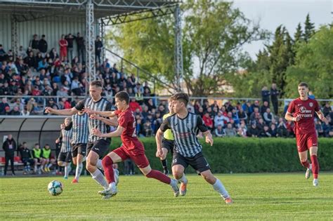 Liga A 3 A Victoria Carei CFR II Cluj Napoca 3 1 2 1 Victoria