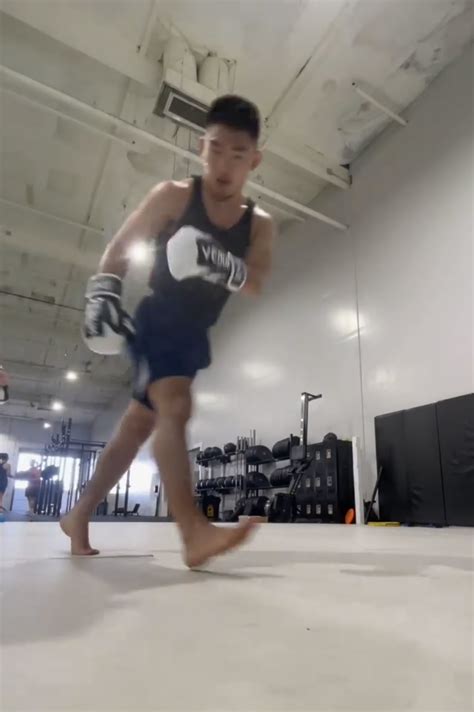 Yadong Song S Feet