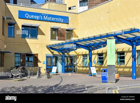 Queens Maternity Hospital Romford Sign And Ward Entrance In The East