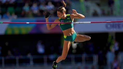 Australian Pole Vaulter Nina Kennedy Wins A Bronze