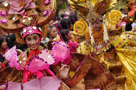 Menguatkan Strategi Kebudayaan