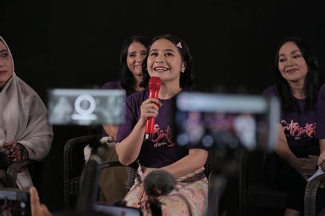 GITA CINTA DARI SMA SEBUAH FILM ERA 1970 AN HADIR UNTUK MASA KINI