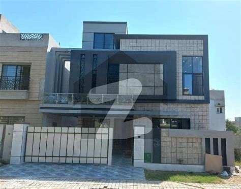 10 Marla Residential House For Sale In Iqbal Block Bahira Town Lahore