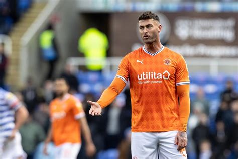 Ex Blackpool Bolton Wanderers And Sheffield Wednesday Striker Explains