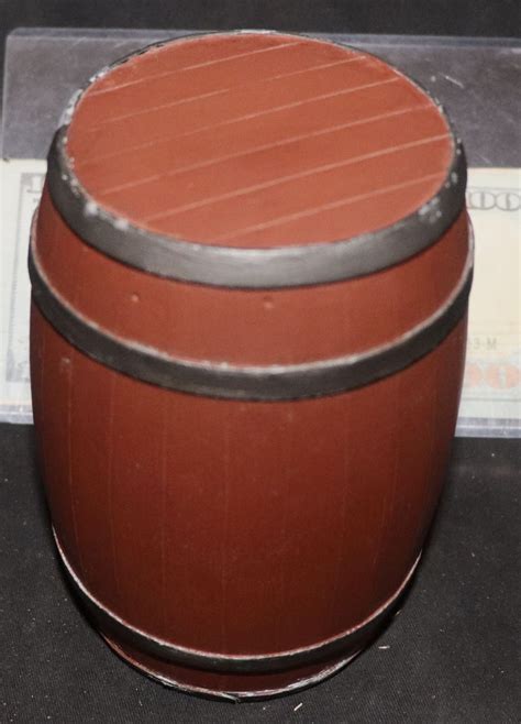 Titanic Miniature First Class Barrel