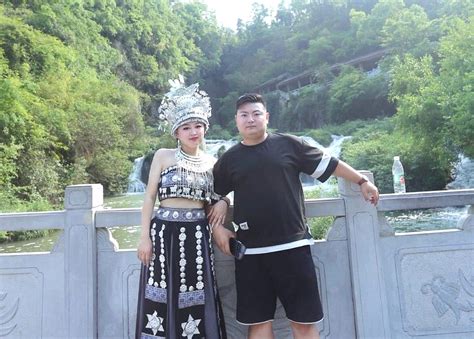 运输人王向楠：退伍不褪色 梅大高速塌方灾害现场将货车横停拦车救下几十人 哔哩哔哩