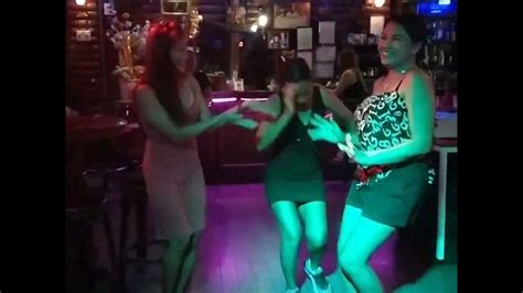 Country Club Bar Jomtien Pattaya Thailand Thai Girls Dancing And Thai