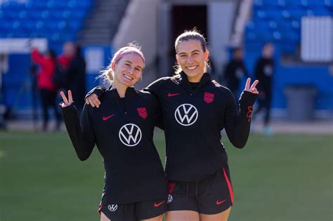 Uswnt News Chelsea Court Portland Thorns Sam Coffey Nighswonger
