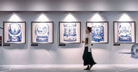龙湖重庆u城天街 “看向多义世界” X毕业季主题活动 公共空间艺术设计网公共艺术艺术装置