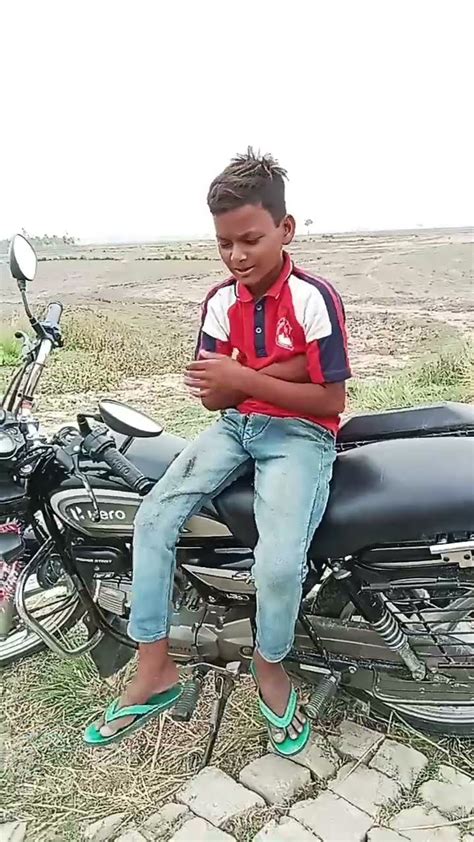 Mujhe Ek Bimari Ho Gai Comedy Funny 🤣🤣 Fun Explore Views Viral