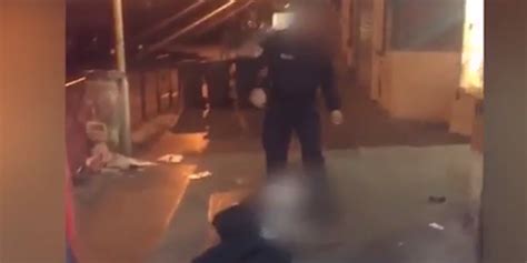 Seine Saint Denis Des Policiers Frappent Un Homme à Terre Ligpn Saisie