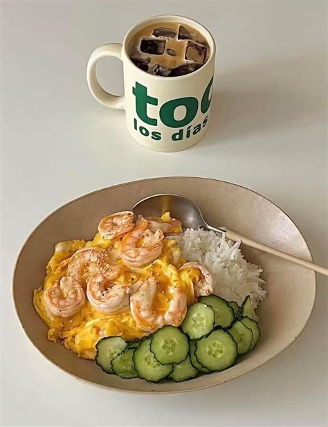 6 ไอเดียเมนูอาหารเย็นง่าย ๆ จะจัดหนัก หรือจะไดเอตก็เอาอยู่ แกลเลอรีที่โพสต์โดย ภาริ Lemon8