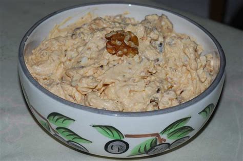 Roasted Garlic And Sun Dried Tomato Spread Recipe