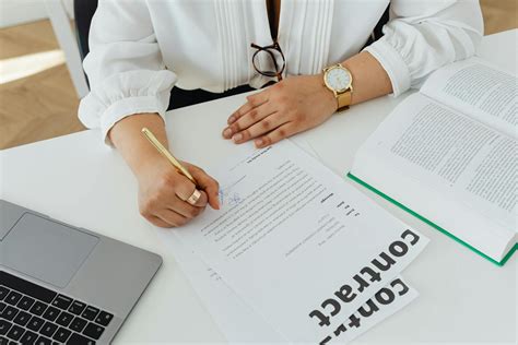 Unilateral Vs Bilateral Contract Key Difference Explained
