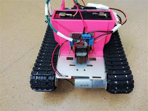 alma de herrero robot oruga con arduino