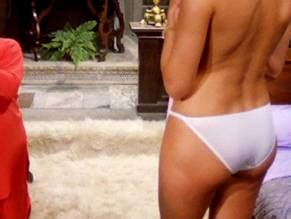 LA PROFESORA DE EDUCACION SEXUAL NUDE SCENES AZNude