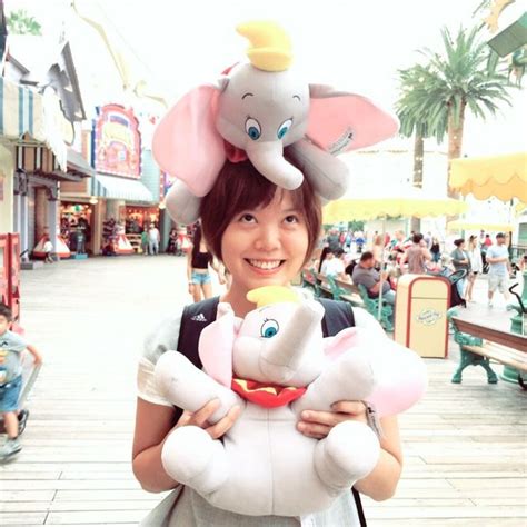原來如此抱歉我沒有先詢問就直接寫成是秘書總召女兒好友善說話也好風趣