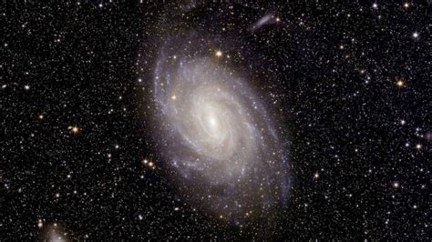 Spacecraft Snaps Eerie View Of Our Galaxys Doppelganger Guidantech