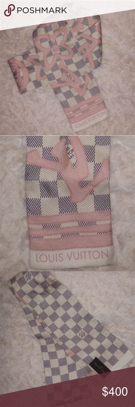 Louis Vuitton Rose Ballerine Scarf