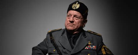 Yo Mussolini Leo Bassi Monòleg Sapsque