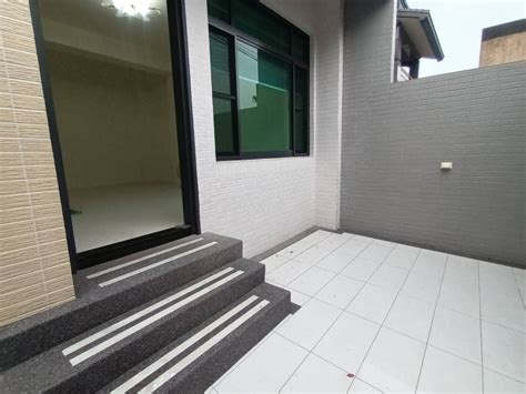 家立 租麻豆藏鑽9全新車墅 李如淳 連絡電話 0979586617