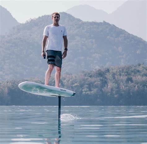 Efoil Foil Surfing Uk