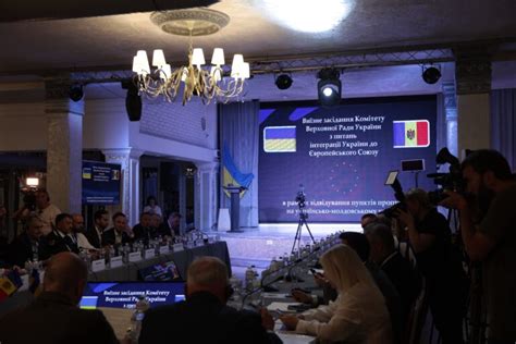 До проєкту “Пліч о пліч” доєдналися понад 100 громад Конгрес місцевих та регіональних влад при