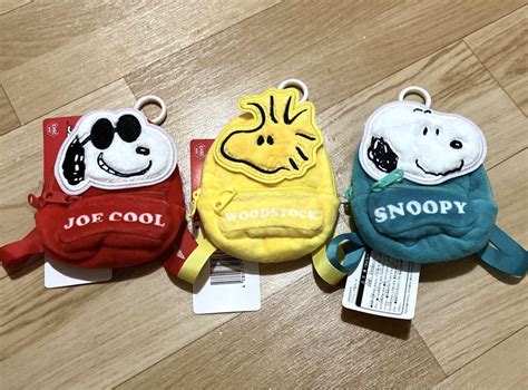 Snoopy スヌーピー ミニリュック型ポーチ メルカリ