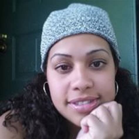 Stream Heidy Centeno Music Listen To Songs Albums Playlists For