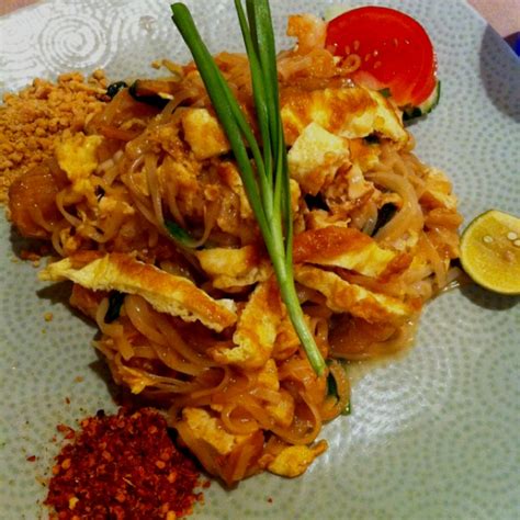 Phat Thai Talay