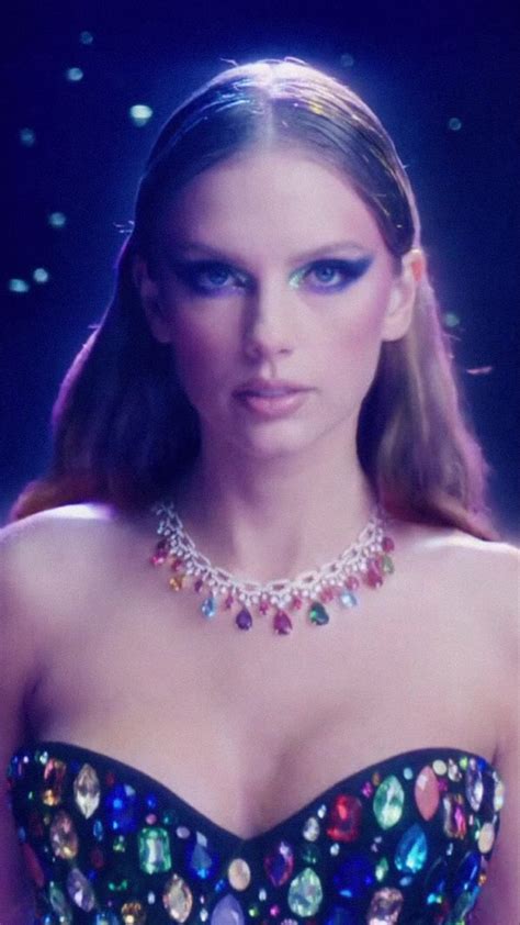 Taylor Swift Bejeweled Music Video Wallpaperslockscreens Taylor