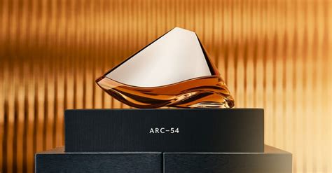 Bowmores 80 000 Aston Martin Scotch Whisky Is Inspired By The Valkyrie Hypercar Maxim