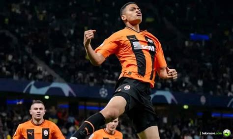 El Delantero Kevin Kelsy